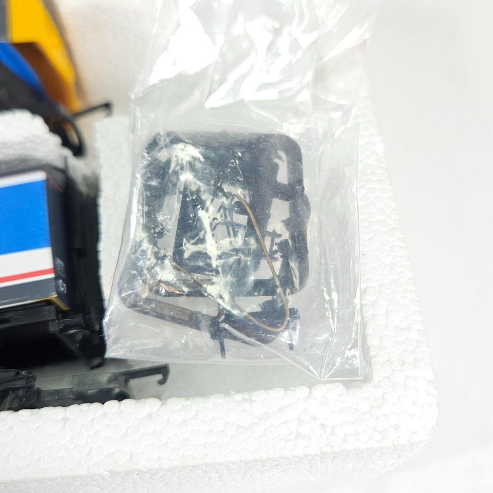 Rake of 2 Lima Class 117 DMU OO Network SouthEast 2 Car 53211 53322 ...