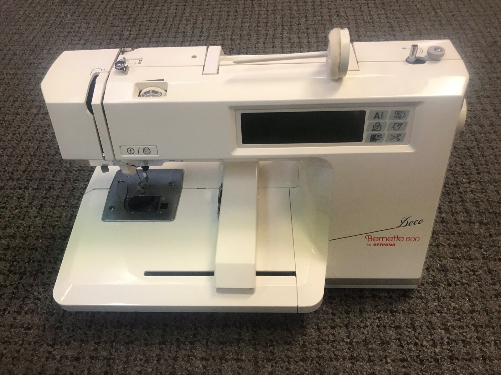 Bernette Deco 600 Embroidery Machine for part or repair electronic work ...