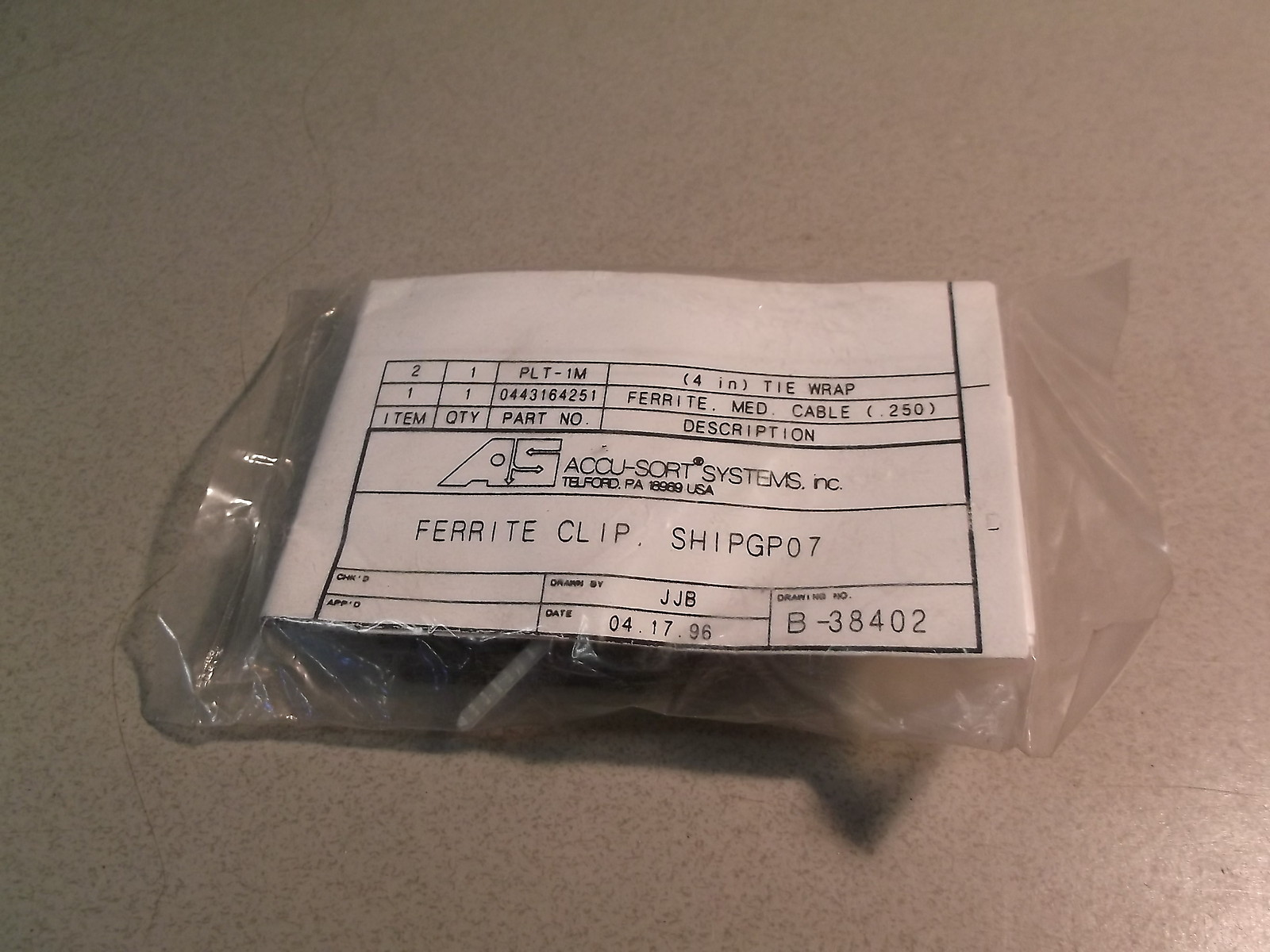 Accu-Sort Systems Ferrite Clip 0443164251 *FREE SHIPPING* | eBay