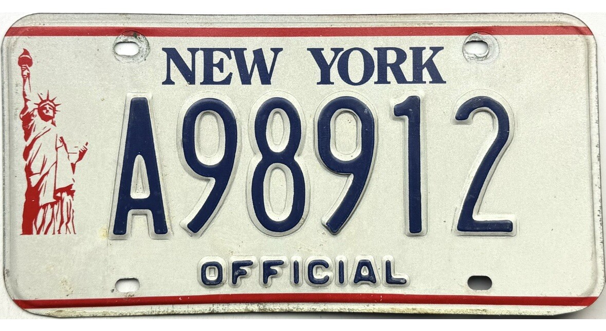 *99 CENT SALE* 1986 New York Statue Of Liberty OFFICIAL License Plate # ...