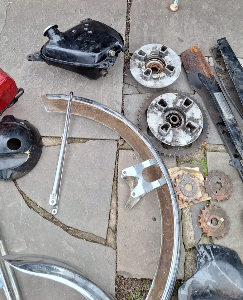Honda CB750 Parts Lot Front Rear Chopper Vintage CB 750 Fender Oil Tank ...