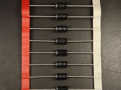 Lot of 15 1.5KE10A ST Microelectronics Transil Diode 1500W 10V ...