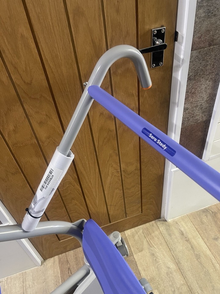 NEW Arjo Sara Steady Mobility Patient Transfer Aid / Standing Aid ...