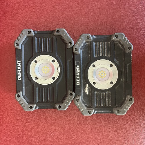 Defiant Rechargeable Magnetic Utility Light Plastic Black 3000lm 90838 ...