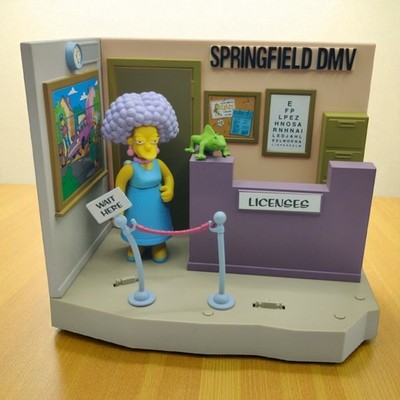 Playmates The Simpsons WOS Springfield DMV Playset Selma Bouvier Figure ...