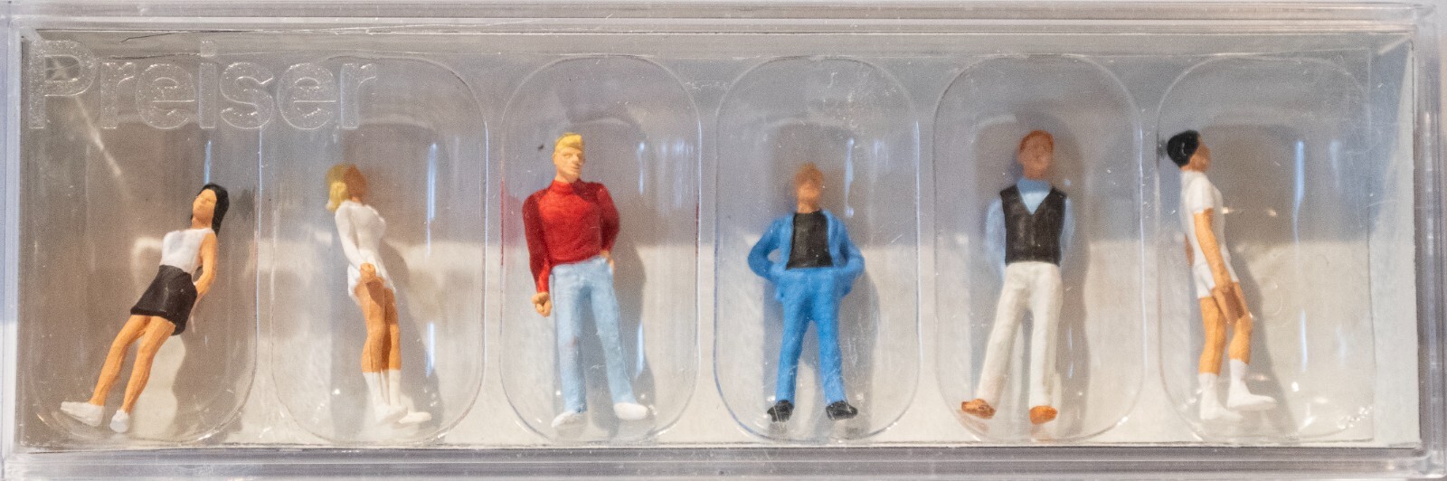 Preiser HO #10110 Recreation & Sports -- Boys & Girls | eBay