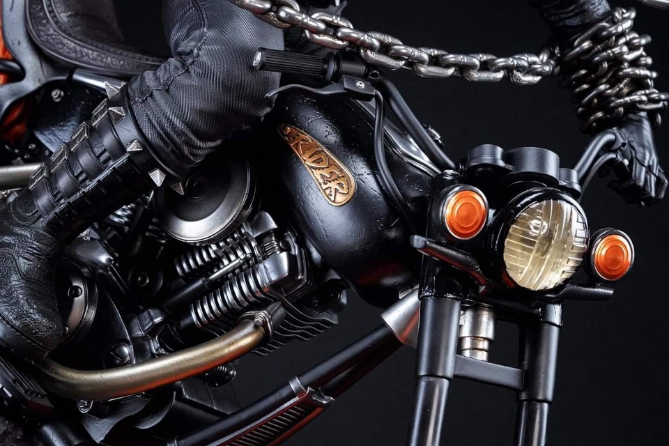 Custom 1/4 LL Digitals Marvel Ghost Rider Statue On Bike Franco ...