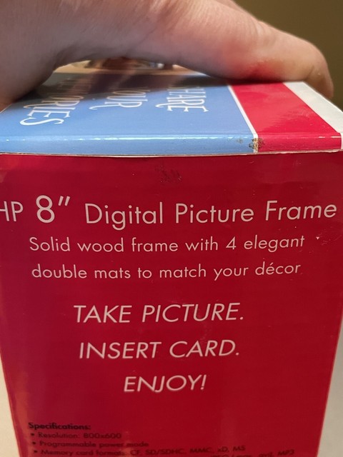 HP HP 8 Digital Picture Frame - Digital photo frame - flash 512 MB - 8 ...
