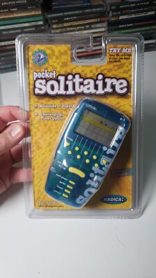 Radica Pocket Solitaire Electronic Handheld Game 2-in-1 Klondike Vegas ...