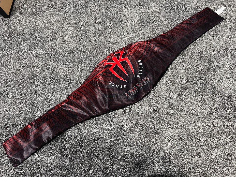 ROMAN REIGNS Autograph SIGNED WWE 1316 Days Tribal Chief Champion Belt ...