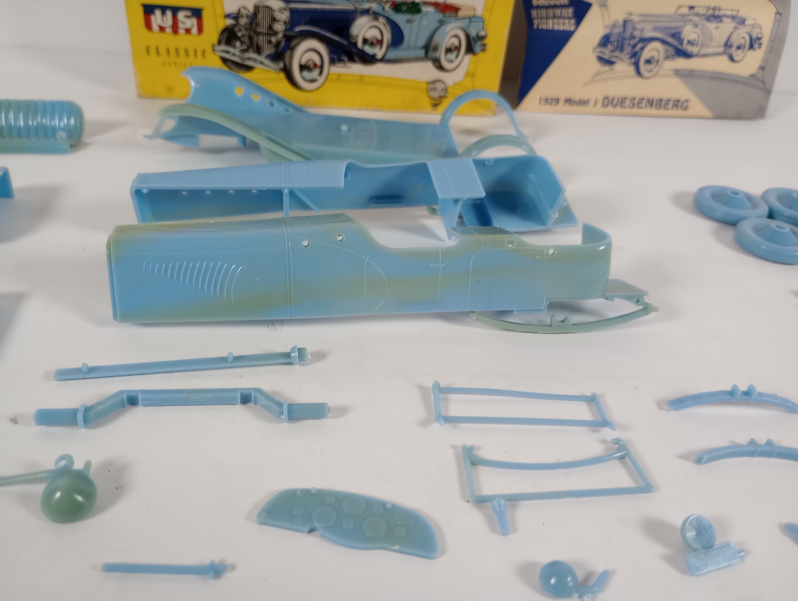 1929 Duesenberg Model J Highway Pioneers Revell 1:25 Model Kit H-72 ...