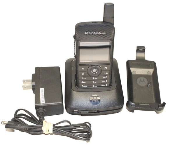 Motorola SL 7550e 1000-Channel Digital Radio - AAH81TCN9TA2AN for sale ...