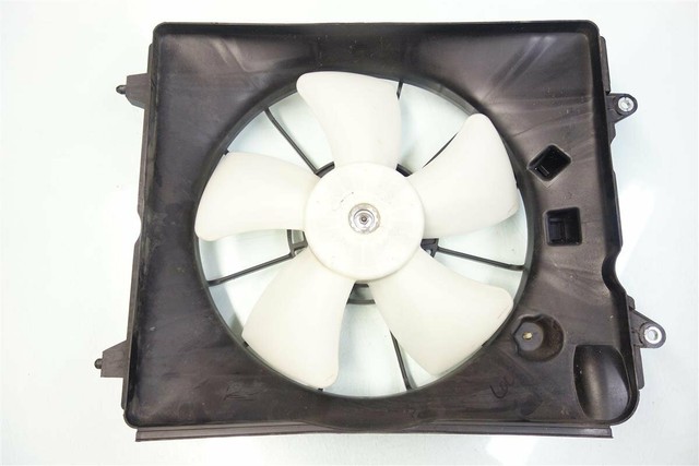 12 13 14 Honda CR-V Radiator Cooling Fan motor & shroud 19015-R5A-A01 ...