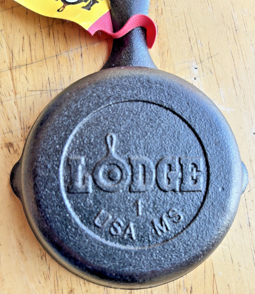 Lodge Cast Iron Mini 3 1/2” #1 Cast Iron Skillet Ashtray Lodge, Set of ...
