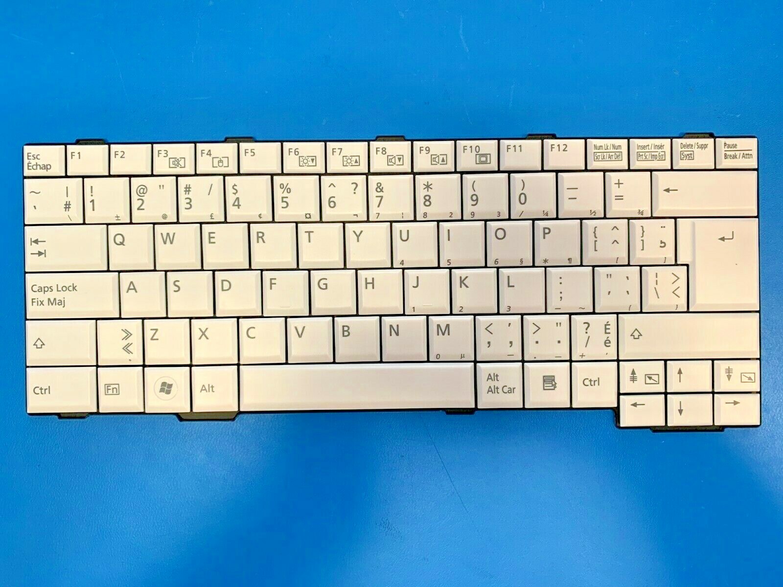 Fujitsu Lifebook E751 E752 S751 S752 S760 S761 S762 T901 English ...