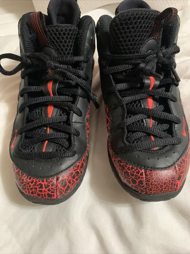 NIKE Little Posite One Lava Kids •13C Foamposite Sneakers Black Crimson ...
