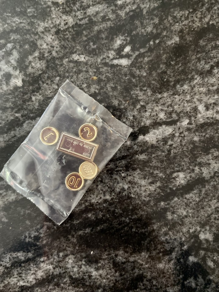 LEGO 4 Chrome Gold Coins+1 Bar 1,2,5,10 Minifig Coins & Ingot Money ...