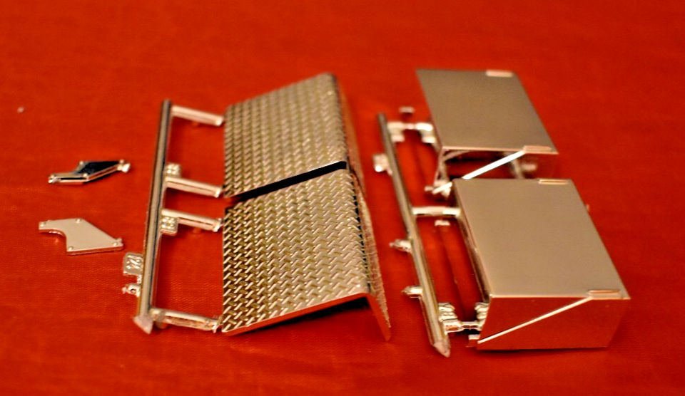 AMT Semi Truck Chrome Battery Boxes 1/24 | eBay