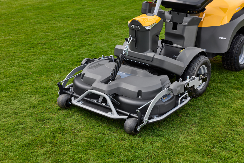 Stiga Park 500 W Series 5 Experience Twin Cylinder Front Cut Ride On ...