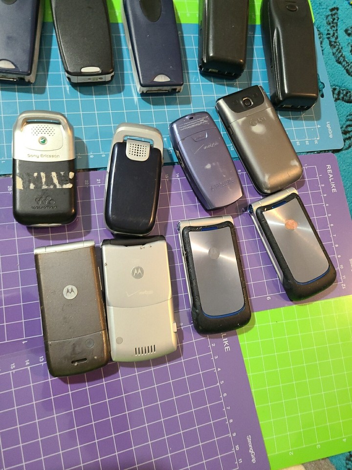 Lot Of 13 Vintage Cell Phones Nokia Sony Ericsson Motorola Untested | eBay