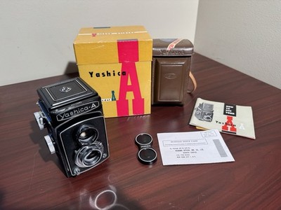 Vintage Yashica Model A Twin Lens Reflex Camera.. original Box Oh ...