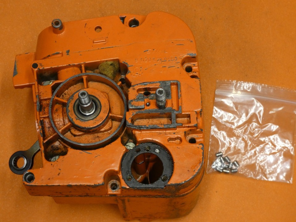 Stihl 009 010 011 012 Crankcase Crank Rod Fuel Gas and Oil Tanks 2 | eBay