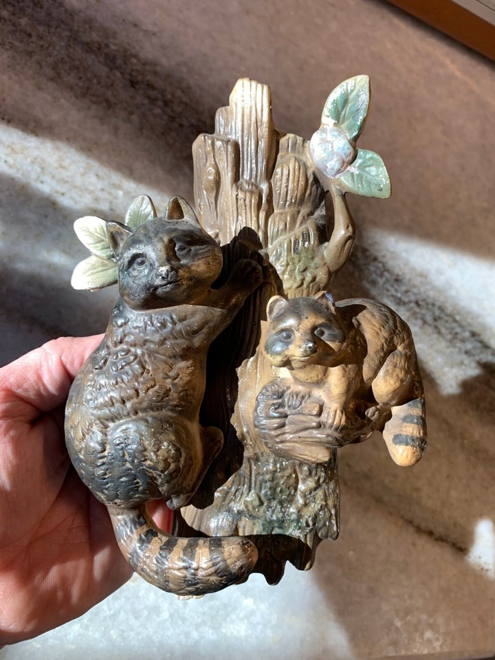 Vintage Raccoon Racoon Ceramic Figure Figurines Wall Rustic Camp Cabin ...