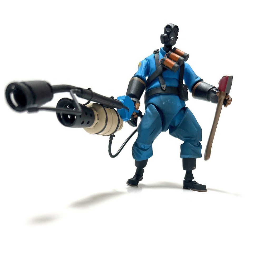 NECA Team Fortress 2 BLU Pyro Action Blue Figure Complete Very Good ...
