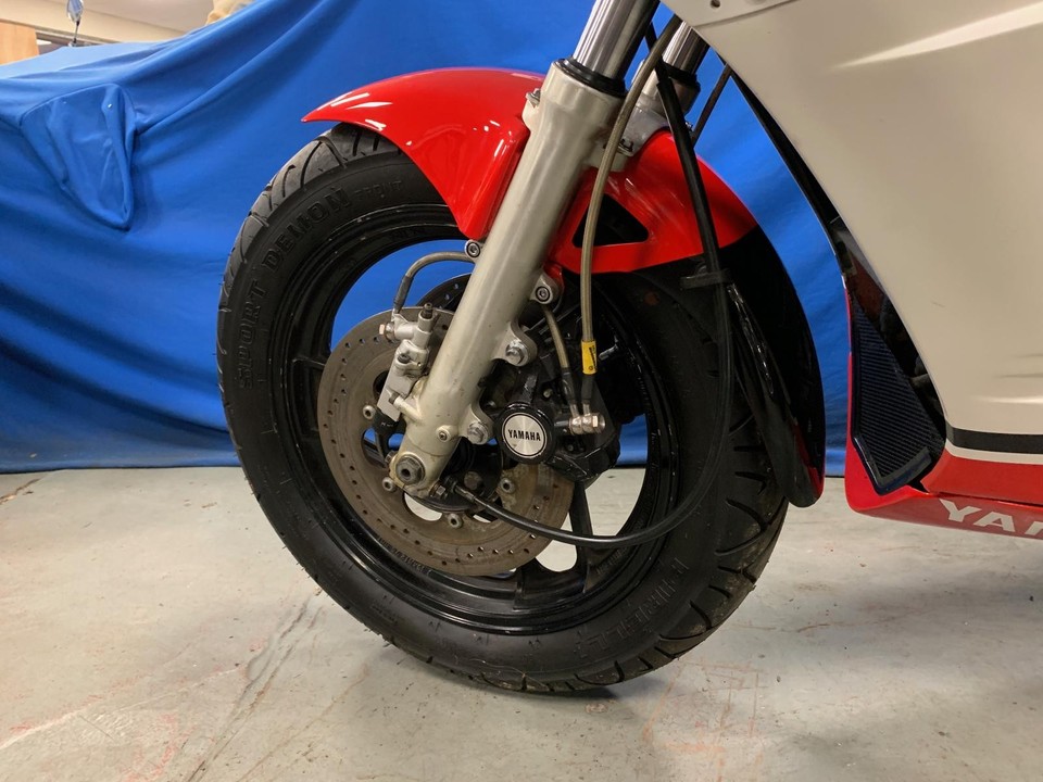 1986 Yamaha RD500 LC V4 YPVS (MATCHING 1GE # UK SUPPLIED CLASSIC ...