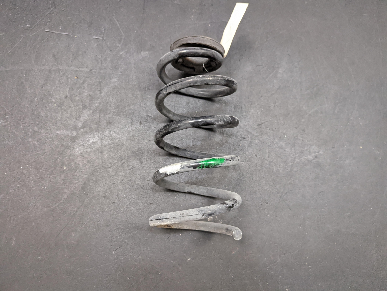 Rear Right Left Coil Spring 2017 Nissan Versa 55020-3BA0C 14 2015 2016 ...