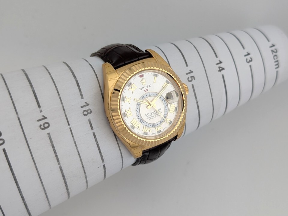 Rolex 326138 Sky-Dweller Silver Roman Dial 42mm 2017 Box & Papers NOS ...