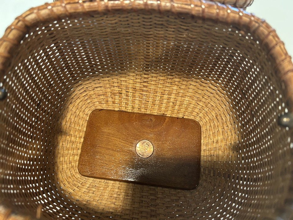 2003 Nantucket Basket Purse signed "Farnum" w/whale scrimshaw& penney ...