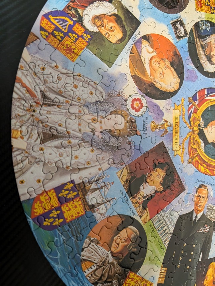 Vintage PG Tips Waddingtons Round 250 Piece Jigsaw Queen Elizabeth I to ...