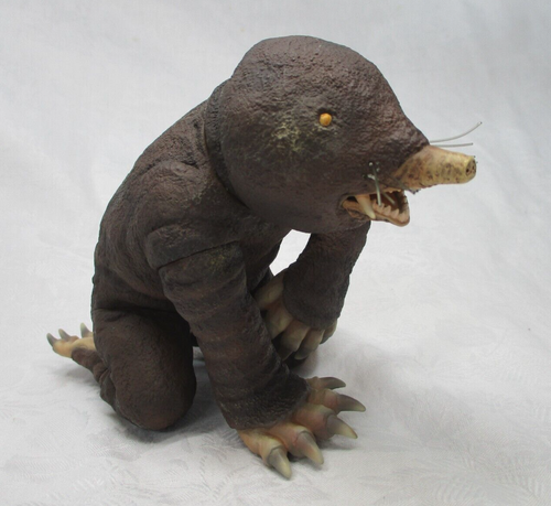 X-PLUS ULTRA Q Tsuburaya Mogura Monster MONGLER Mole Kaiju 8.66" Long ...