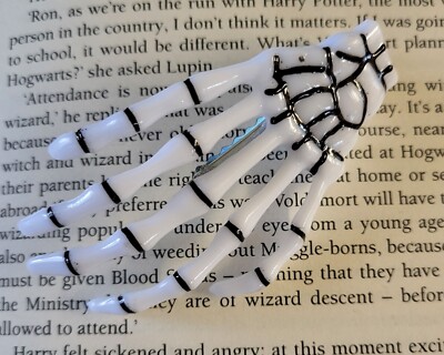 SKELETON HAND HAIR CLIP GRIP HALLOWEEN | eBay