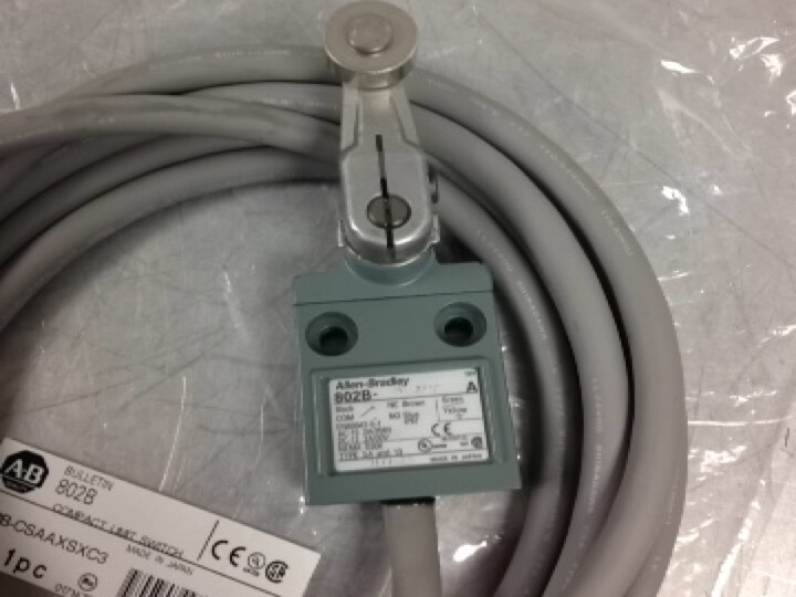 Allen Bradley 802b Compact Limit Switch Csaaxsxc3 Ser a for sale online ...