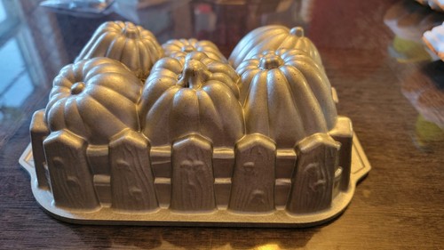 Nordic Ware USA Pumpkin Harvest Loaf Cake Baking Pan 6 Cups Nonstick | eBay