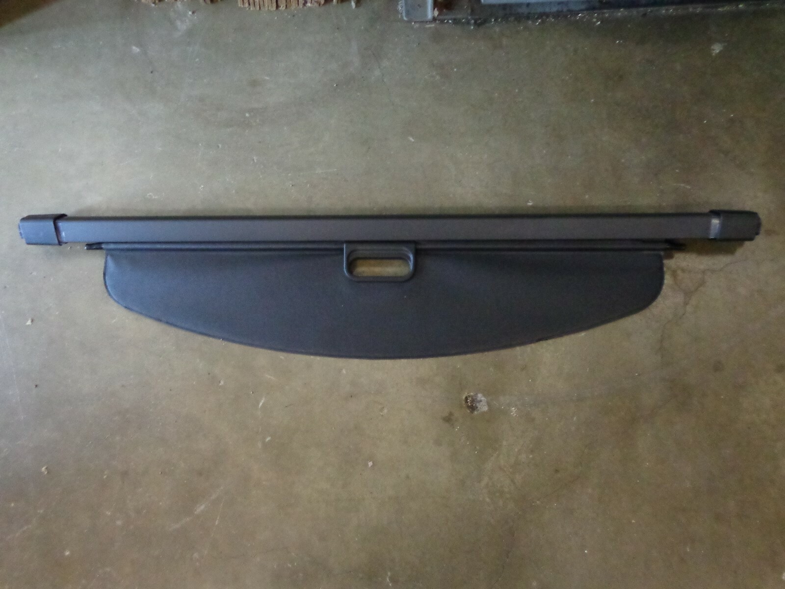 2017+to+2020+Cadillac+Xt5+Genuine+GM+Cargo+Security+Shade+Black+ ...