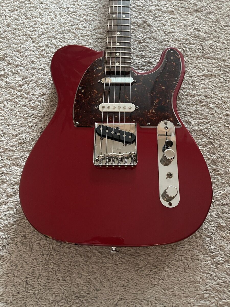 Fender Deluxe Nashville Telecaster 2004 MIM Candy Apple Red Fender Deluxe Nashville Telecaster 2004 MIM Candy Apple Red