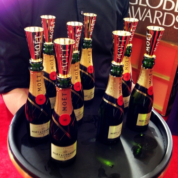 MOET CHANDON CHAMPAGNE GOLDEN SIPPERS FOR 187ml MINI SPLIT BOTTLES x 5 ...