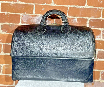 Doctor Bags - Walrus Leather