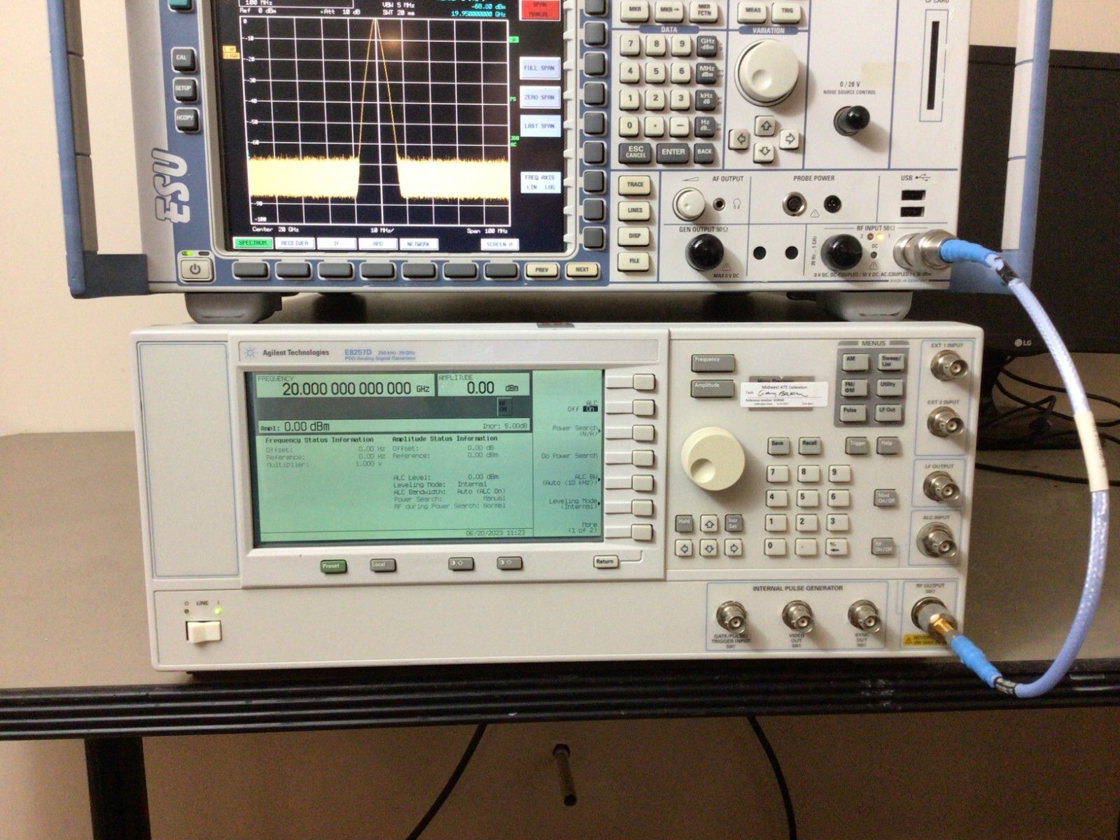 HP Agilent Keysight E8257D PSG Analog Signal Generator for sale online ...