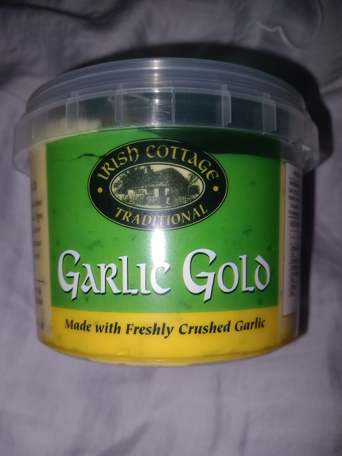 2 tubs of Garlic gold garlic butter spreadable 220g x2=440g. Free P&P ...