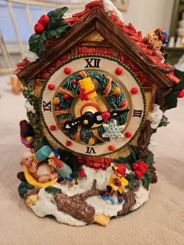 Musical Holiday Animated Mice, Elves, Plays "White Christmas" Music Box ...