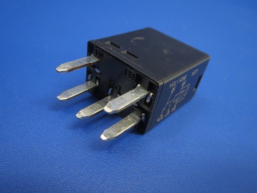 FUSE BOX RELAY SIEMENS 5180 12135180 USA 995172A OEM B3 | eBay