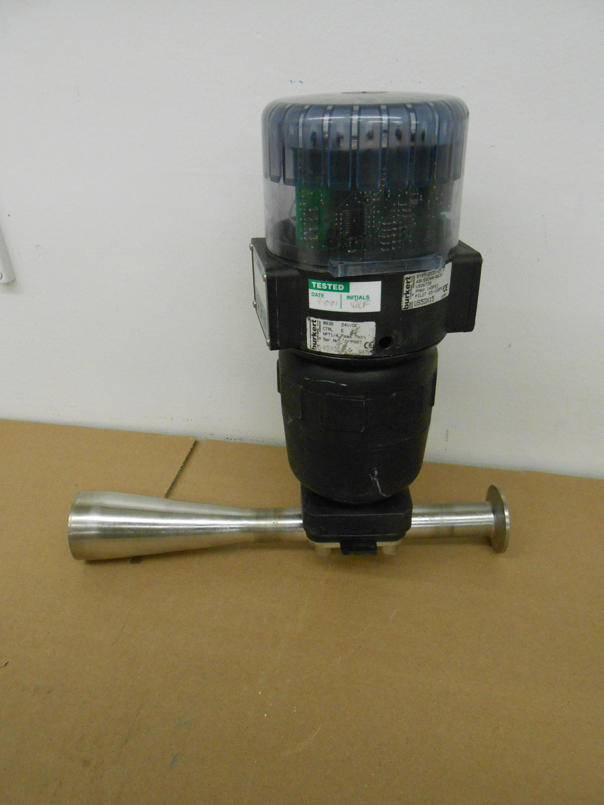 BURKERT 8630 ELECTRO PNEUMATIC POSITIONER & BURKETT 2031. 1" SANITARY ...