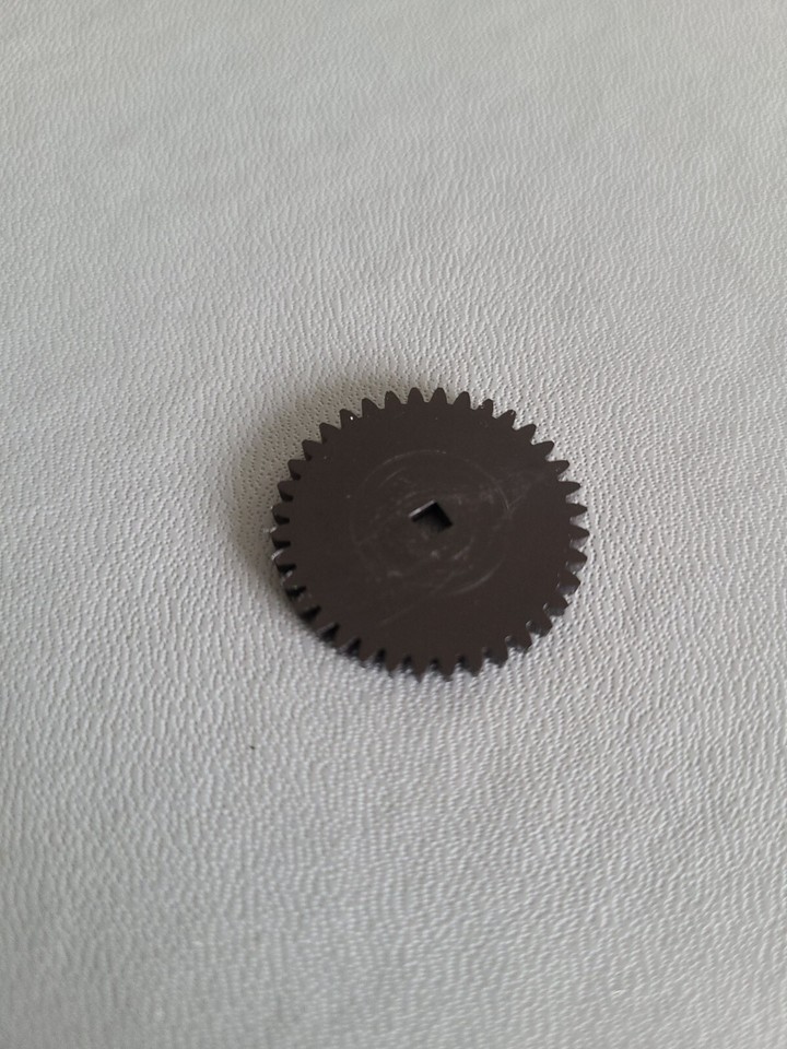 Hornby Turntable Drive Gear/Cog 36 Tooth S9602 R410 090 | eBay