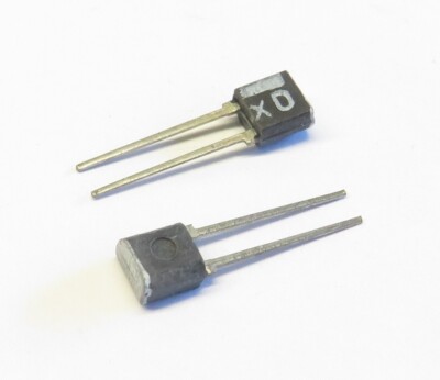 500 Stück SAY73 L2/13 Silizium-Diode 50V 300mA 4ns | eBay.de