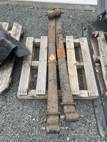 Peterbilt Kenworth Front Steer Axle Leaf Spring | eBay