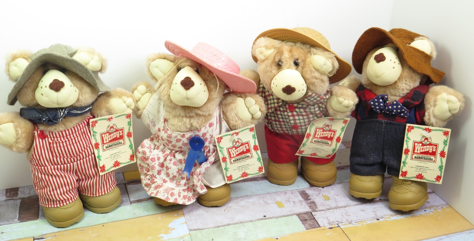 1986 Set of 4 Wendy's FURSKINS Bears 7" Hattie Farrell Boone Dudley ...